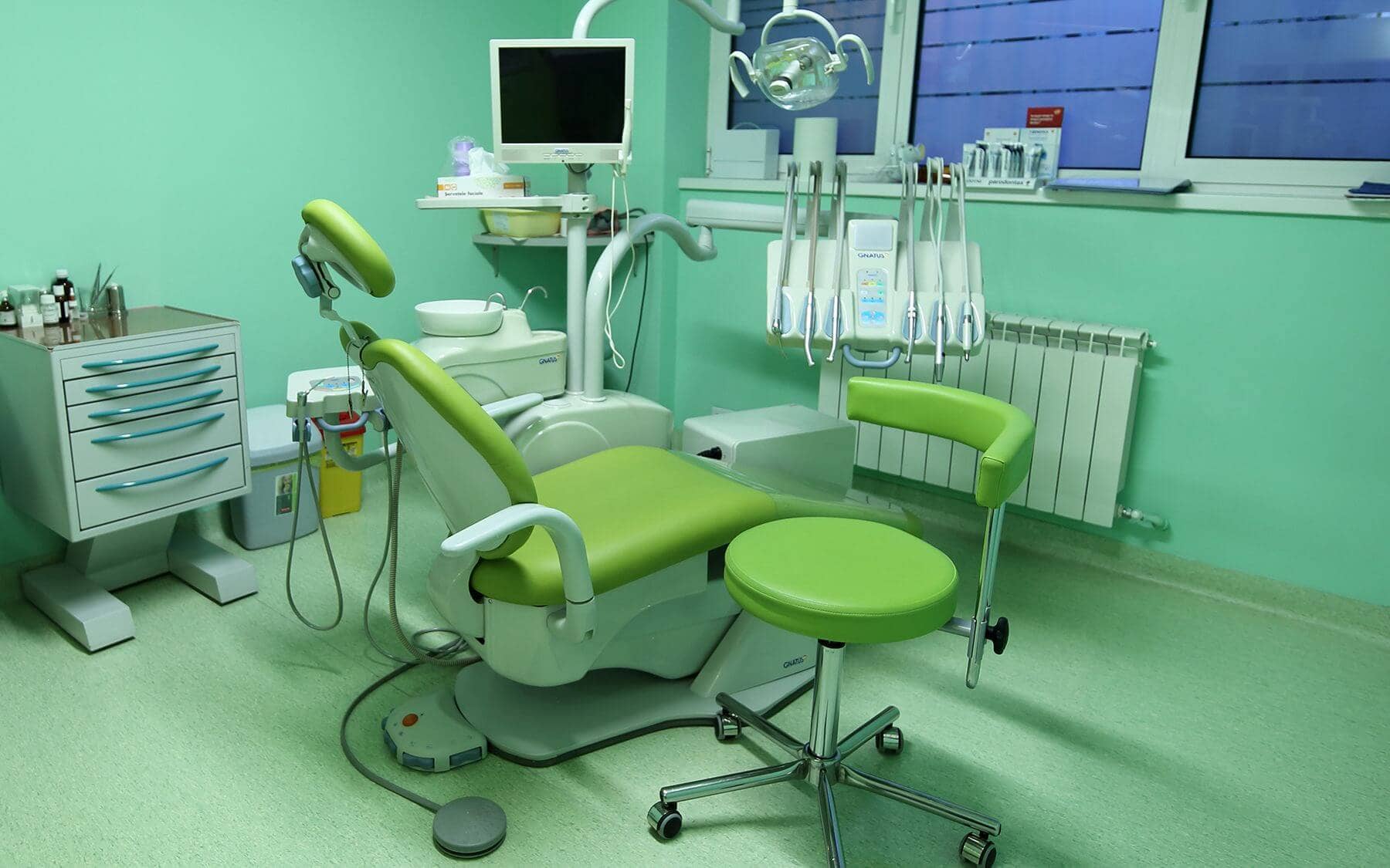SORIdent • Cabinet Stomatologic Sector 2 • Dentist București